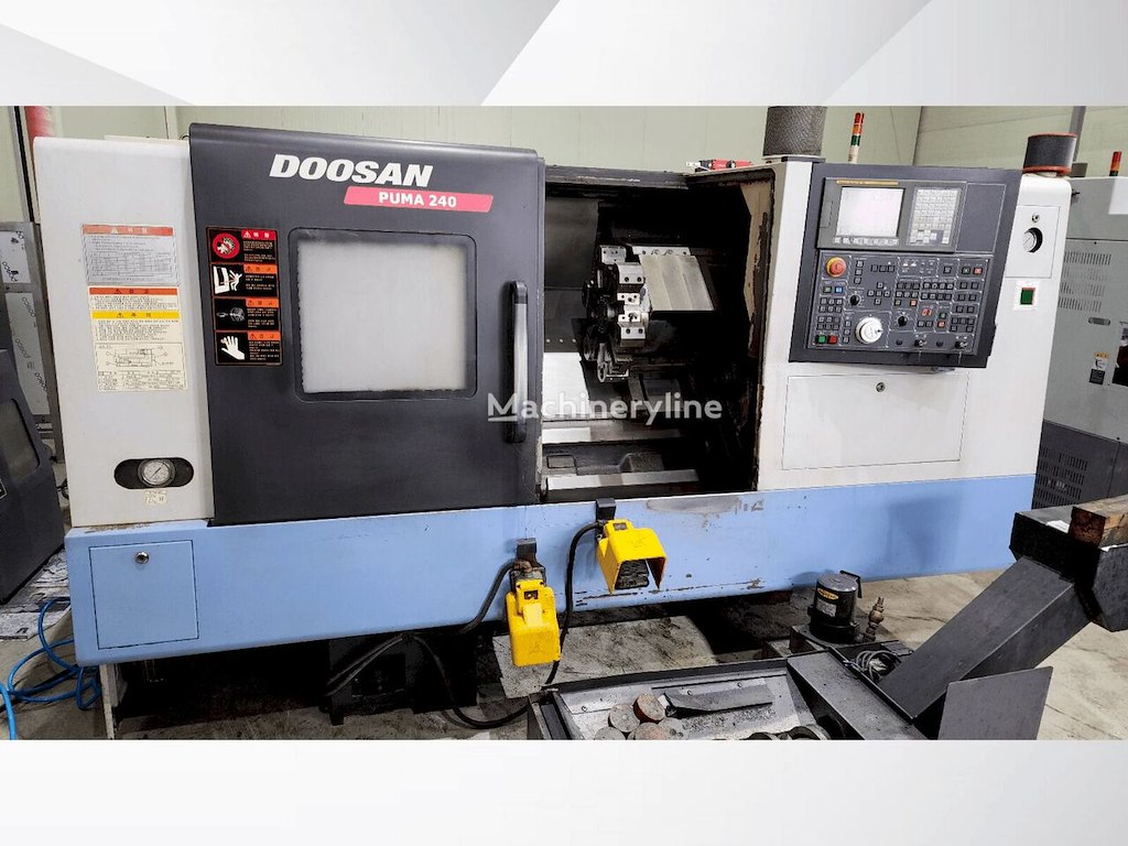 Doosan PUMA 240B strug za metal