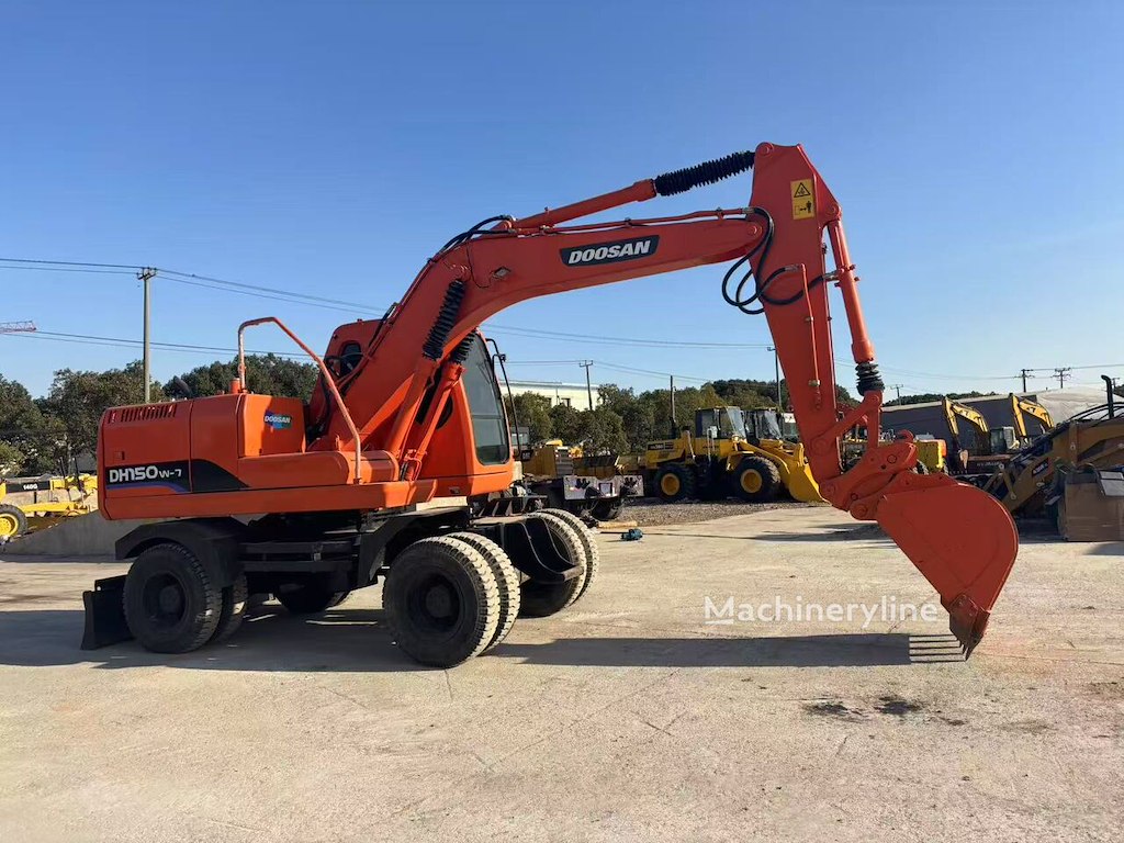 Doosan DH150W-7 bager točkaš