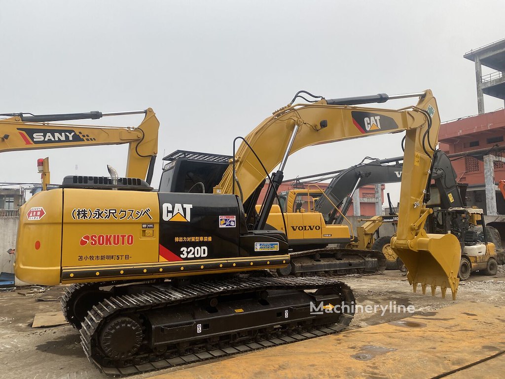 Caterpillar 320B bager guseničar