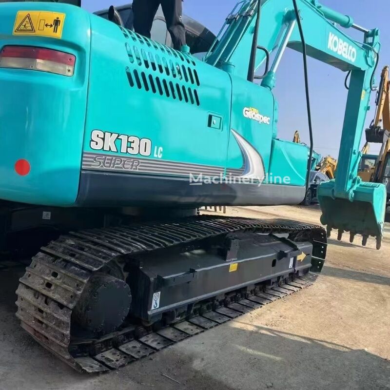 Kobelco SK130 midi bager