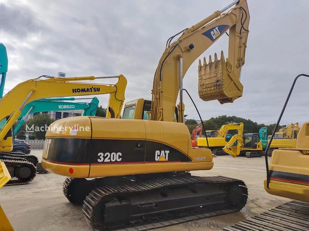 Caterpillar 320C bager guseničar