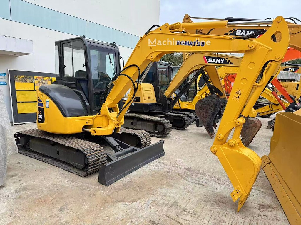 Komatsu PC35MR mini bager