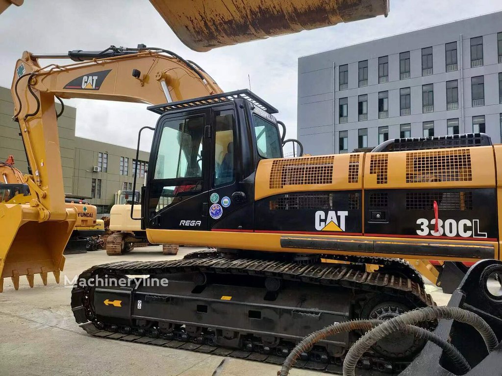 Caterpillar 330C bager guseničar