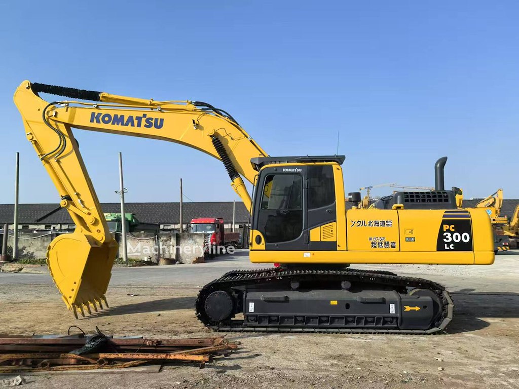 Komatsu PC300LC bager guseničar