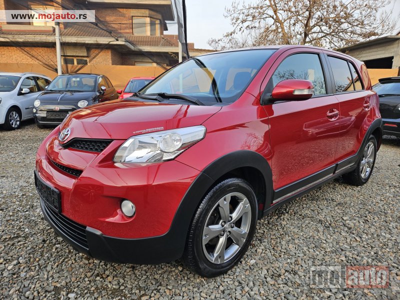 Toyota Urban Cruiser 1. VLASNICA TOOP