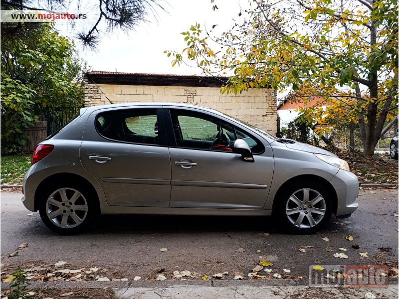 Peugeot 207 1.6 HDI