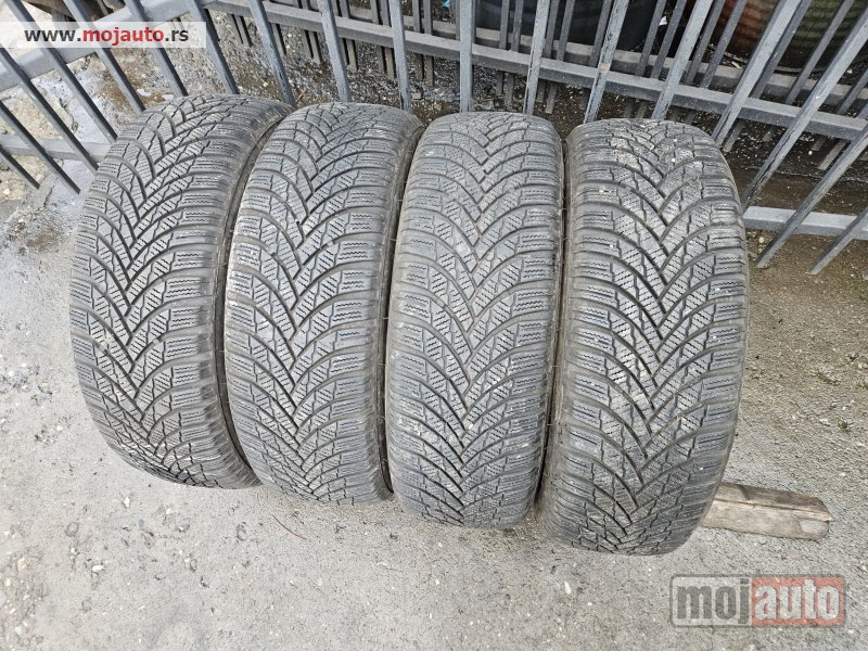 185-60-15 Firestone kao nove odlicne m+s