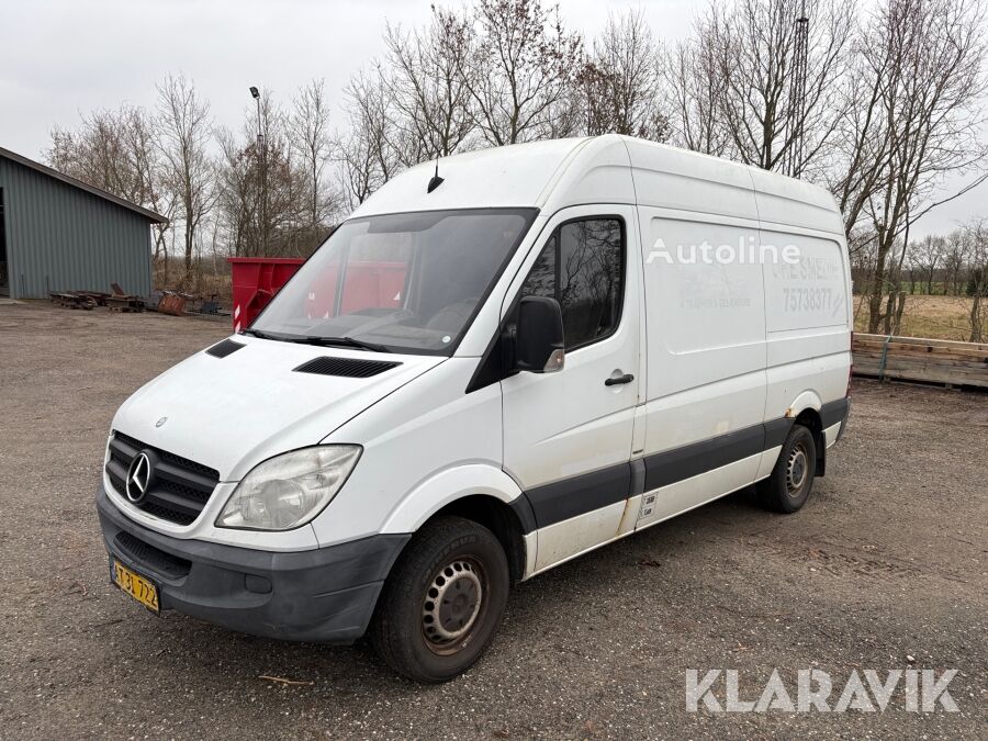 Prodaje se Mercedes-Benz Sprinter minibus furgon na aukciji