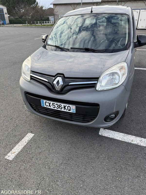 Prodaje se Renault KANGOO laki furgon na aukciji