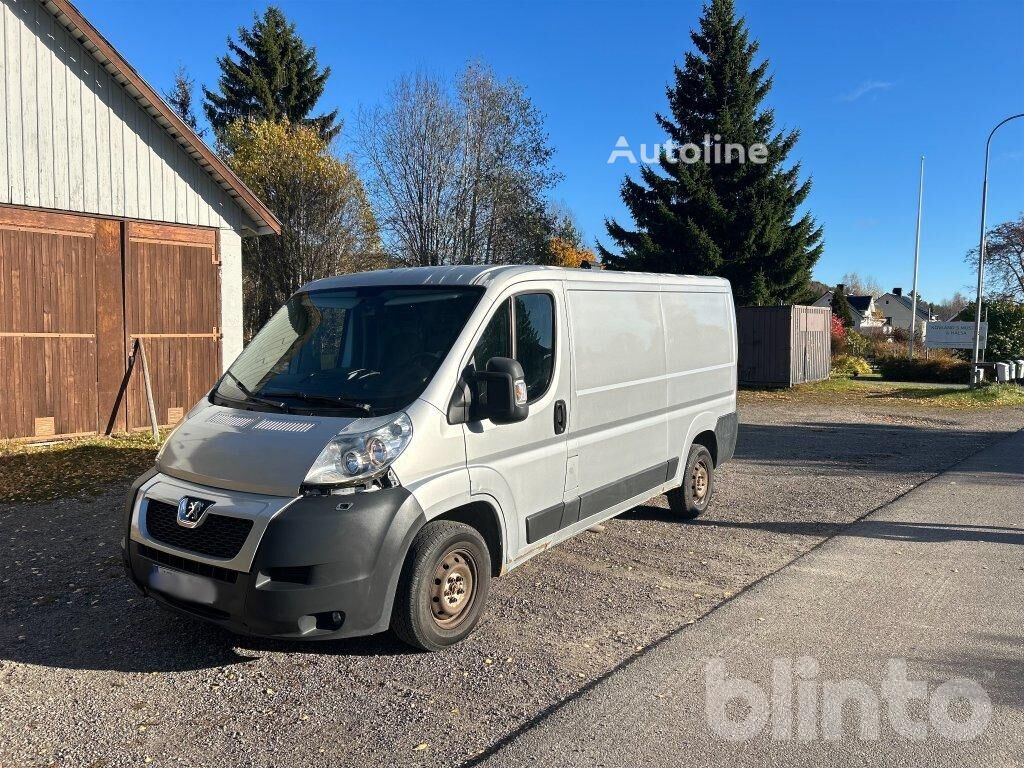 Prodaje se Peugeot Boxer minibus furgon na aukciji
