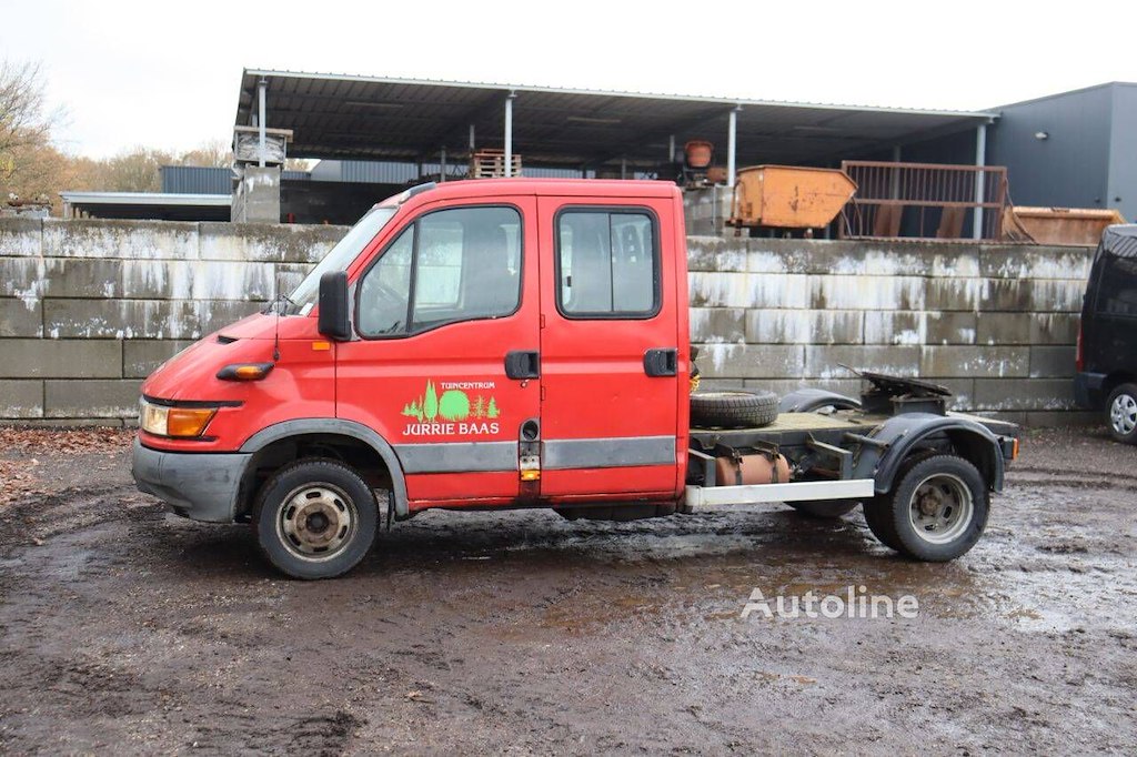 Prodaje se IVECO Daily 40C Daily minibus furgon na aukciji