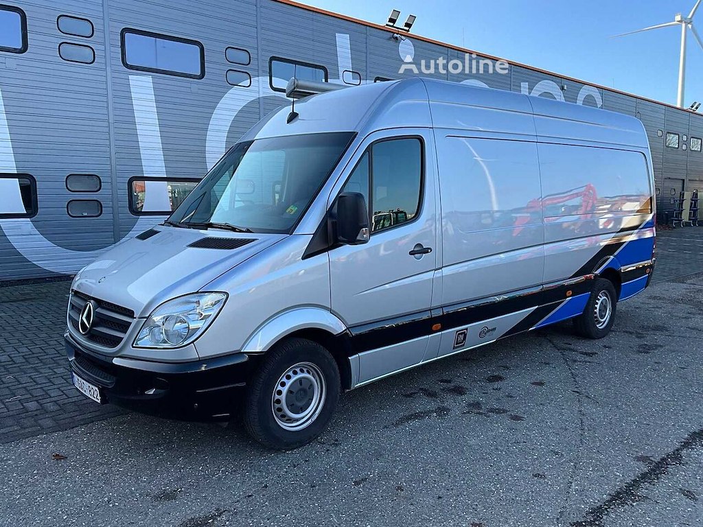 Prodaje se Mercedes-Benz Sprinter 318CDI minibus furgon na aukciji