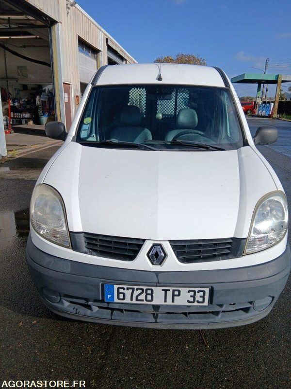 Prodaje se Renault KANGOO laki furgon na aukciji