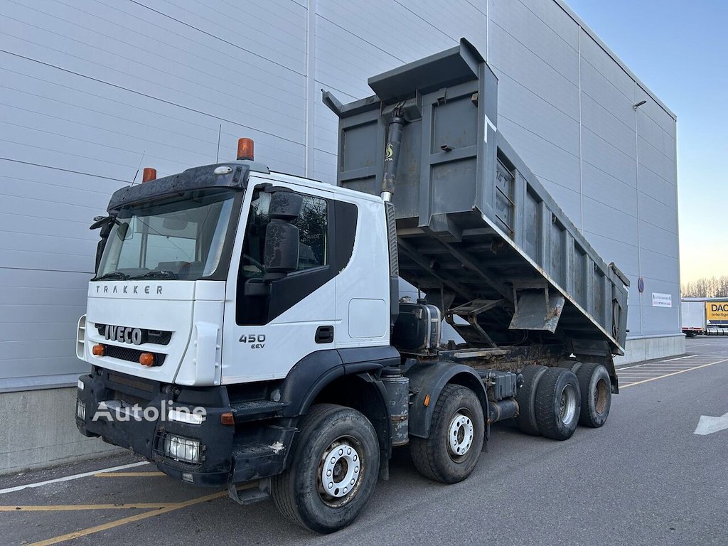 IVECO TRAKKER 450EEV kiper