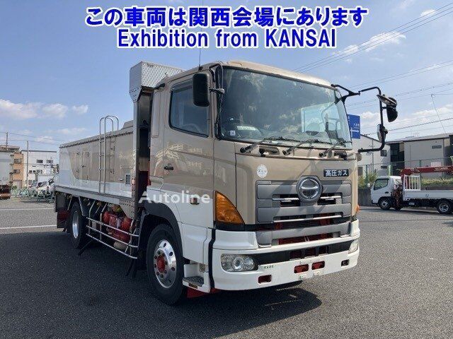 Hino PROFIA kiper