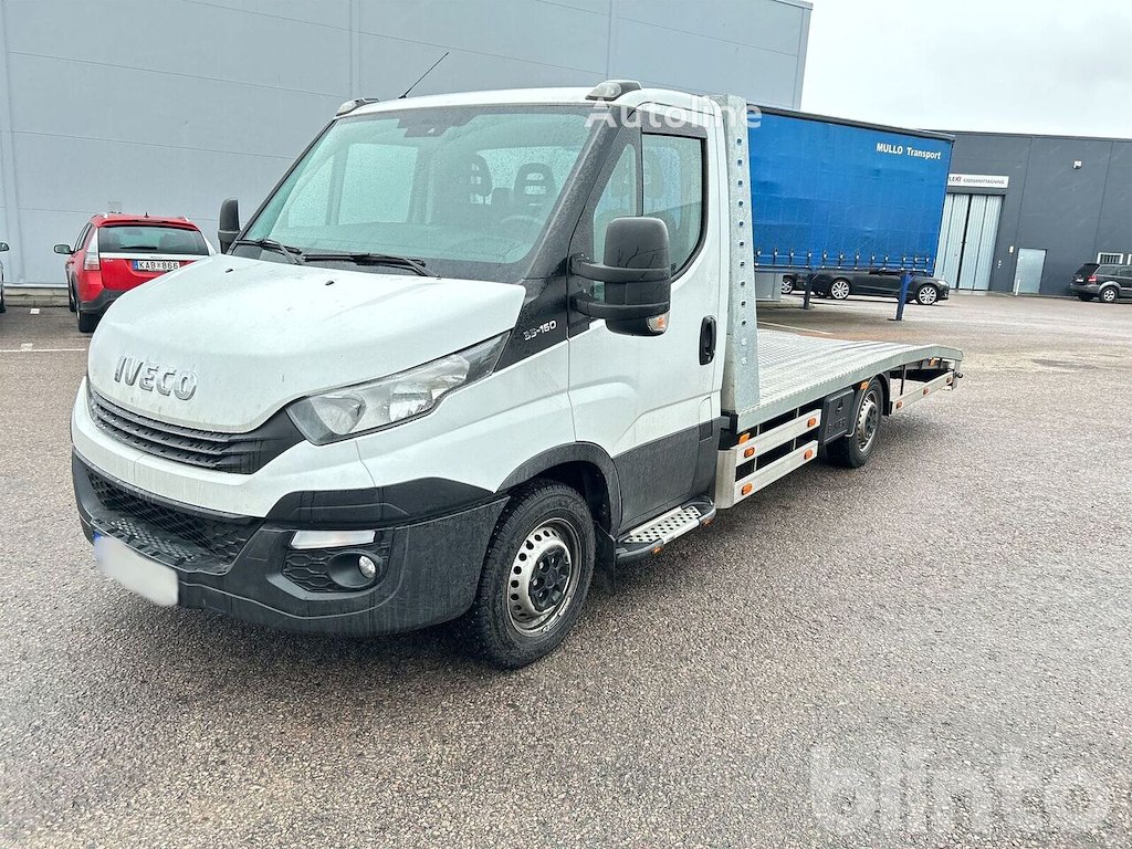 Prodaje se IVECO 35 šlep auto < 3.5t na aukciji
