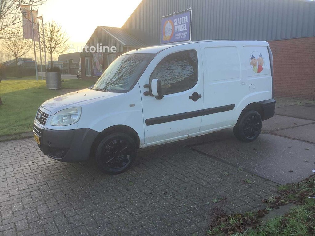 Prodaje se Fiat Doblo Cargo kamion furgon < 3.5t na aukciji