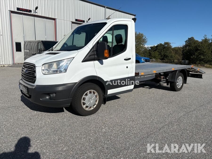 Prodaje se Ford Transit kamion s ravnom platformom < 3.5t na aukciji