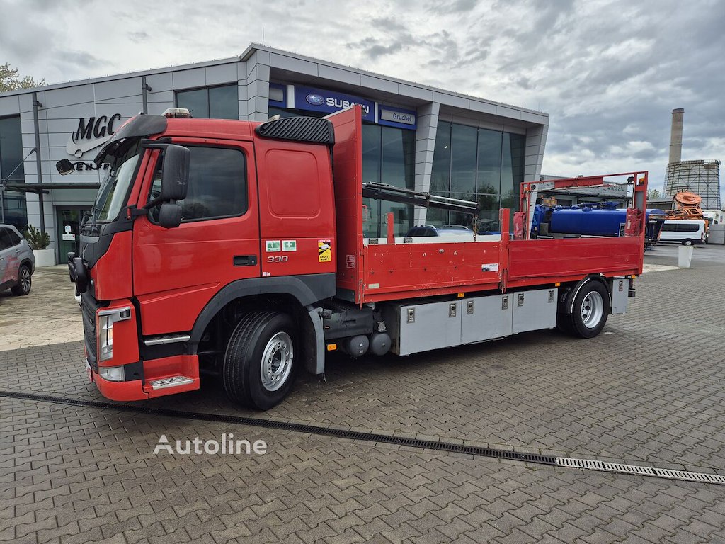 Volvo FM 330 / HDS HIAB / 1 OWNER / EURO 6 / SERVICED! kamion s ravnom platformom