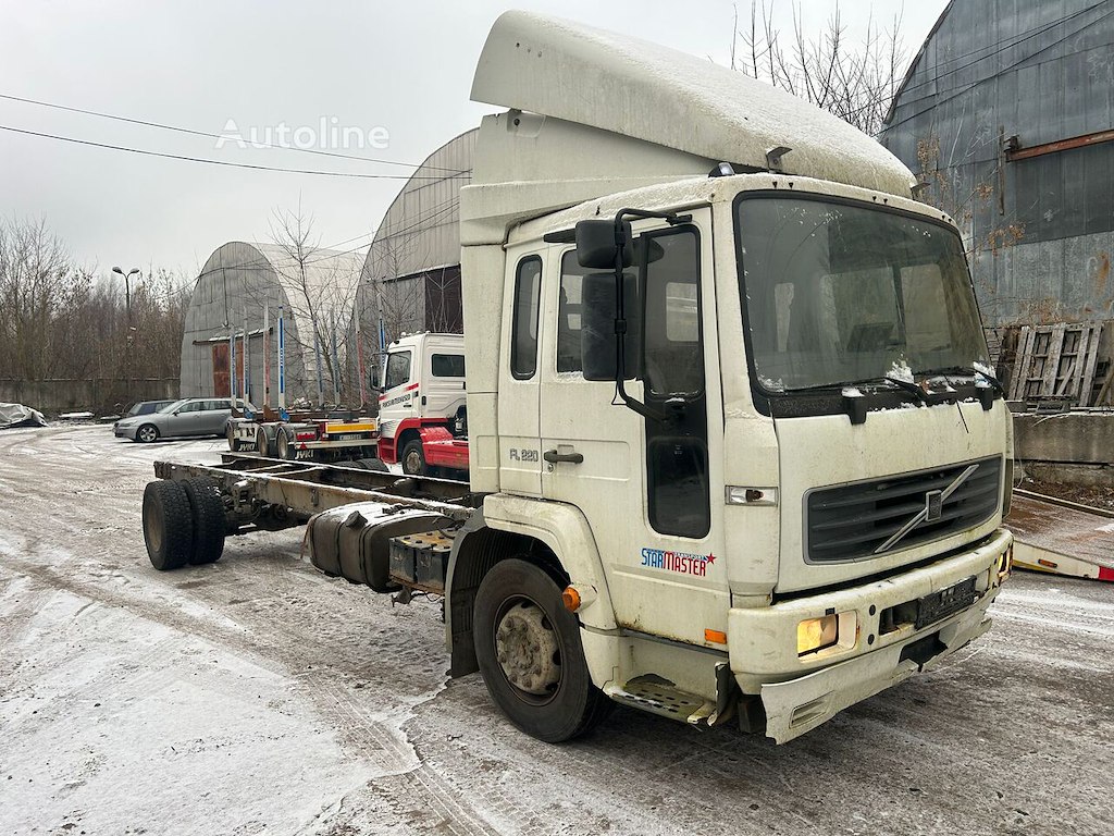 Volvo fl614 kamion šasija