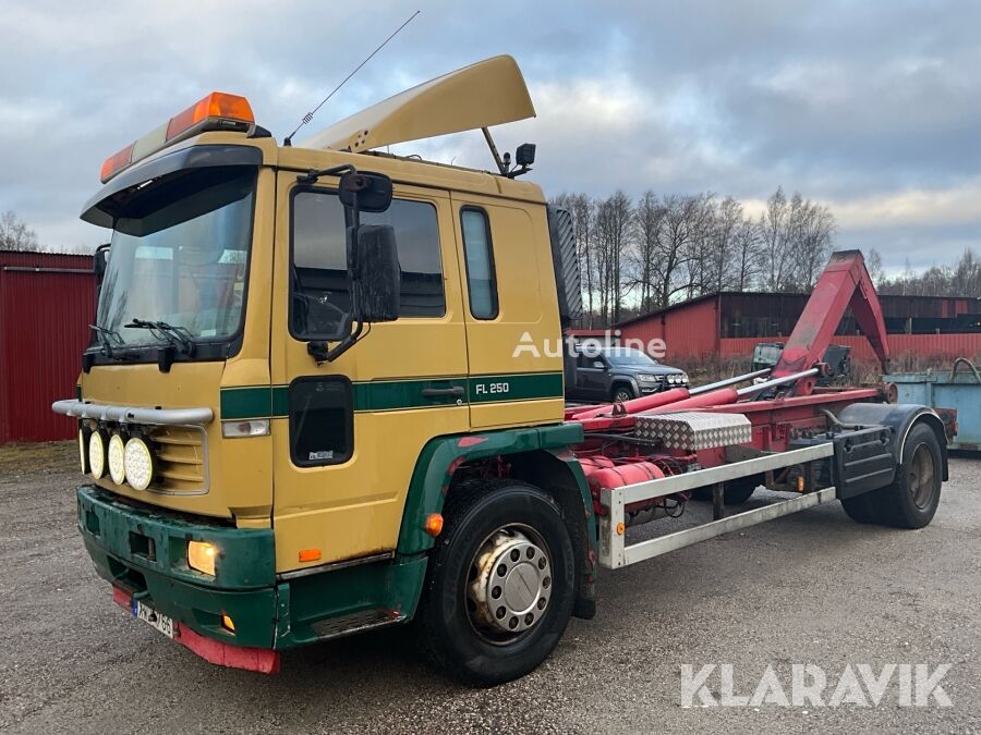 Prodaje se Volvo FL6 E rol kiper sa kukom na aukciji