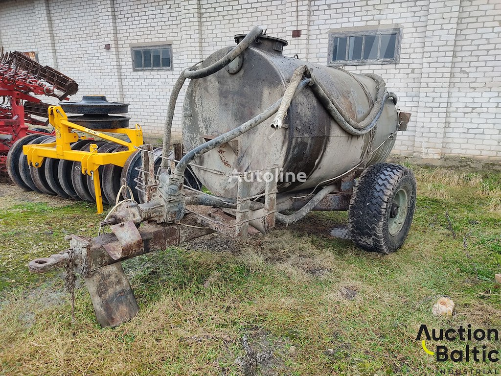 Prodaje se Trailer - tank prikolicu kiper na aukciji