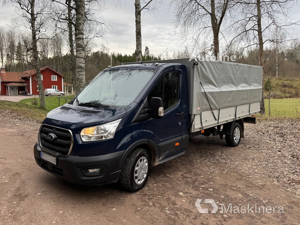Prodaje se Ford Transit kamion s ceradom na aukciji