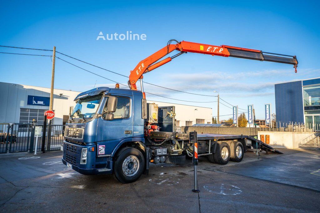 Volvo FM 300-6x2+FASSI 19t/m + 2EXT šlep auto