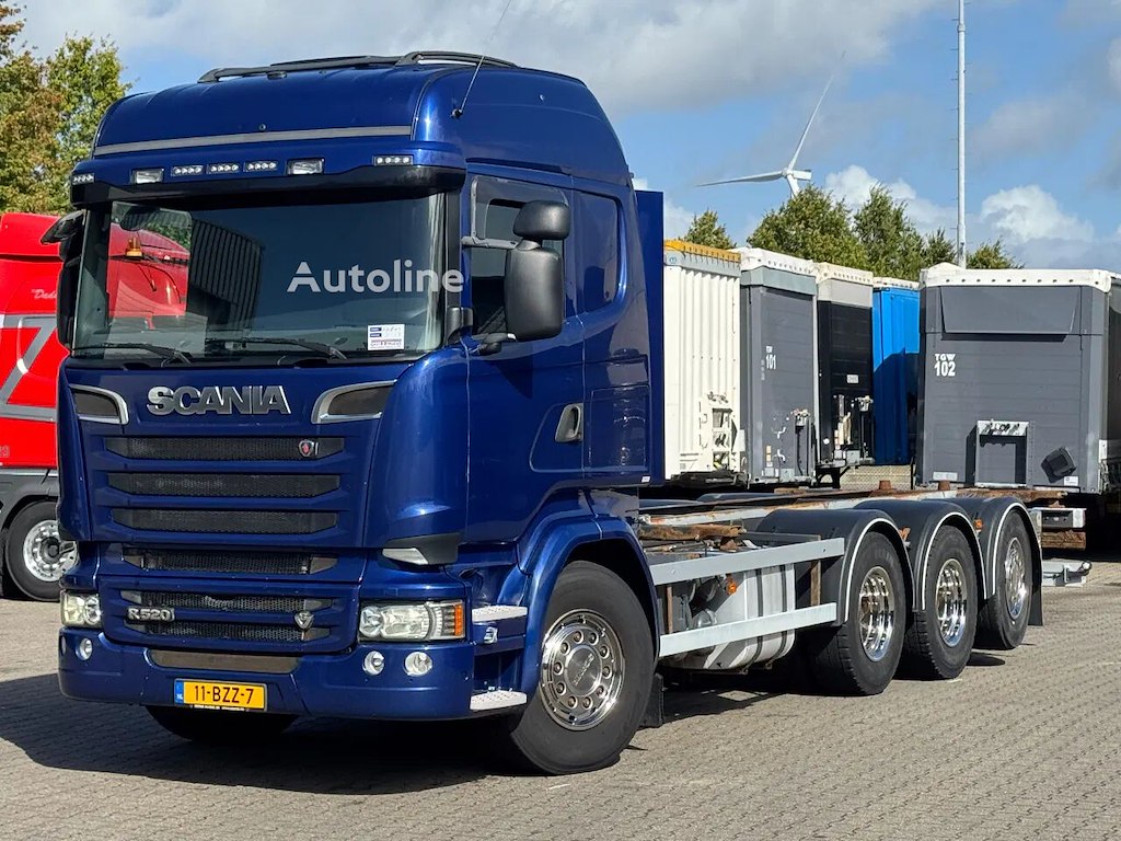 Scania R520 V8 8x4*4 Retarder / BDF / Full Air / Euro 6 vozilo za prevoz kontejnera