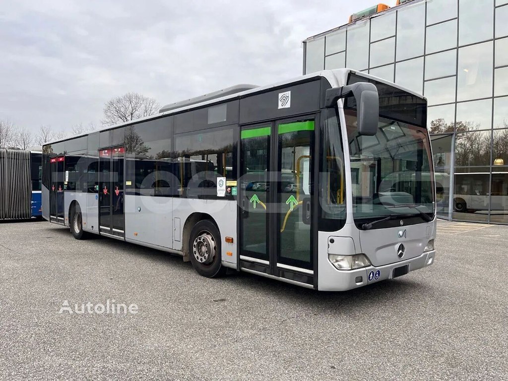 Prodaje se Mercedes-Benz O 530 gradski autobus na aukciji