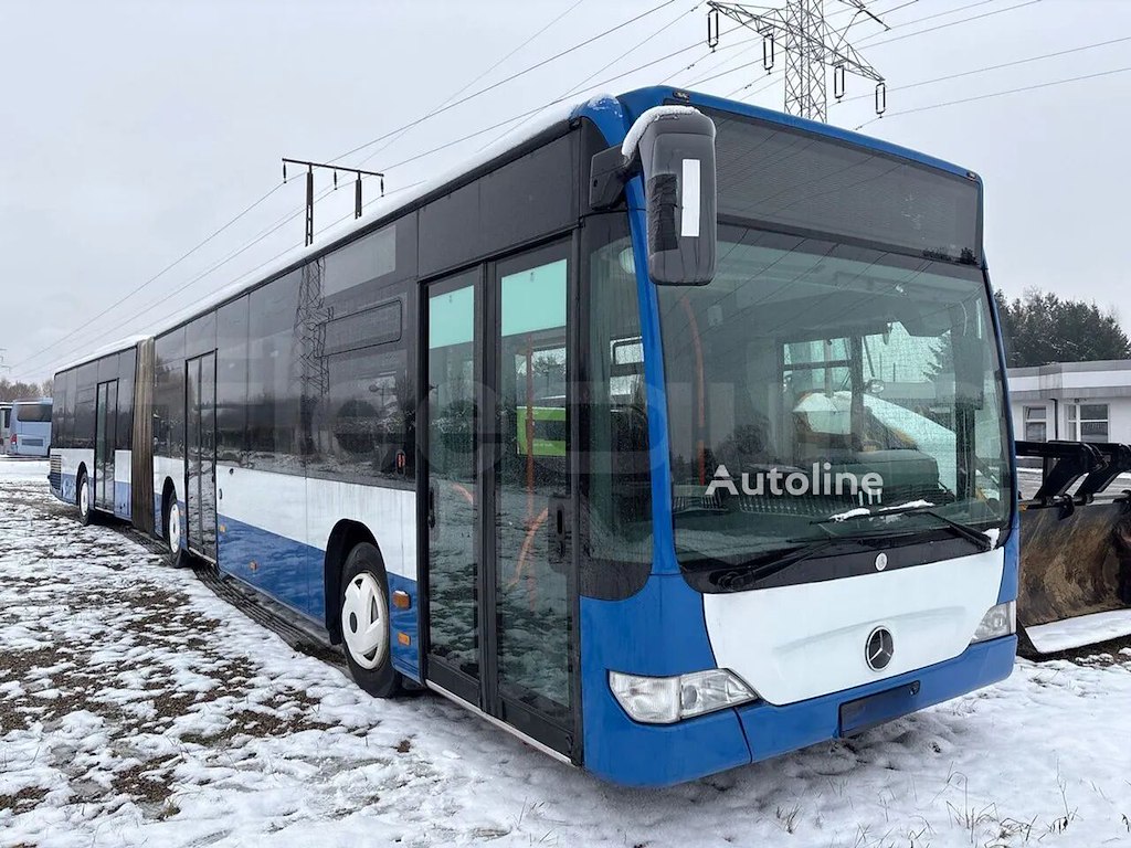 Prodaje se Mercedes-Benz O 530 zglobni autobus na aukciji