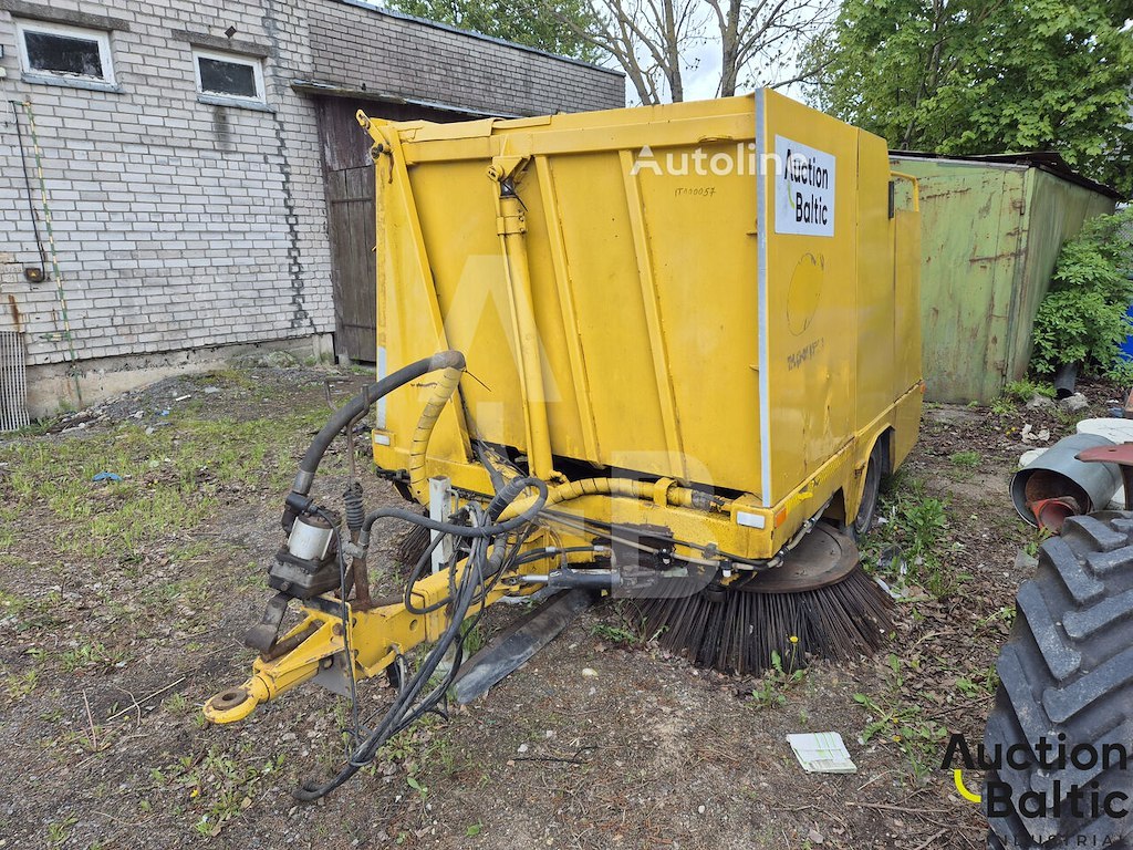 Prodaje se Broddway 1900 vozilo za čišćenje ulica na aukciji