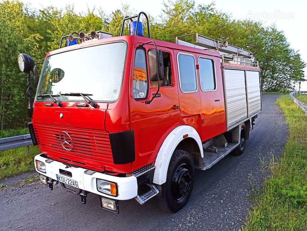 Mercedes-Benz 1019 4x4 Kamper vatrogasno vozilo