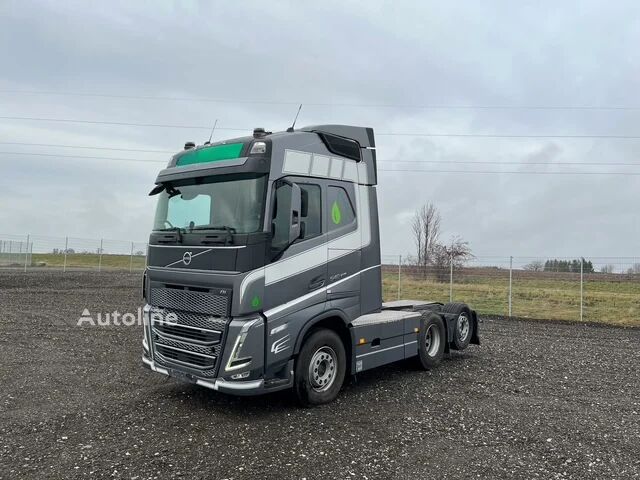 Volvo FH 540 tegljač nakon udesa