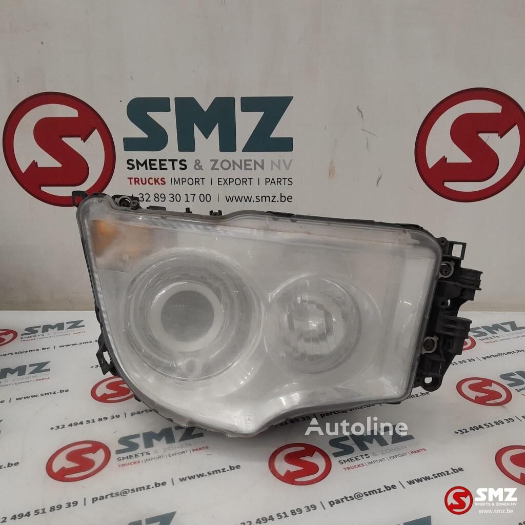 Mercedes-Benz Occ koplamp rechts Mercedes A9608202739 far za kamiona