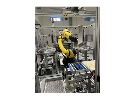 Industrial Robot FANUC M-10iD/12 Verified seller