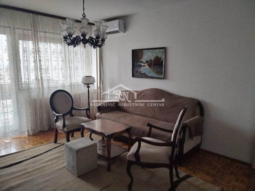 Karađorđeva, Trosoban stan za izdavanje, 78m2, 890€