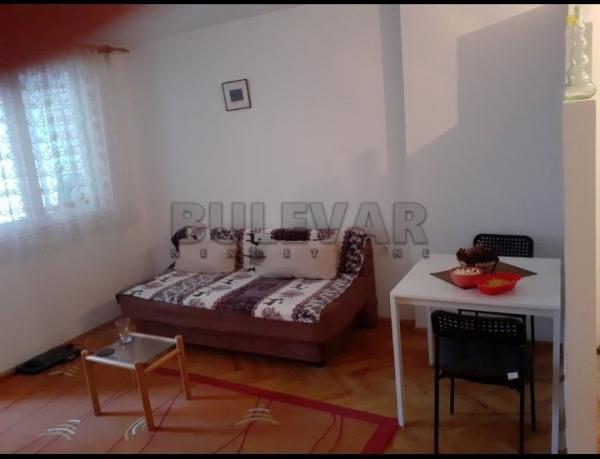 Blagoja Parovića, Stan za izdavanje, 30m2, 220€