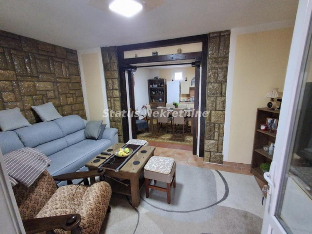 Kuća na prodaju, 180m2, 216.300€