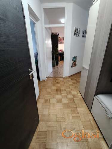 Zamena za veći uz doplatu Šonsi 60m2