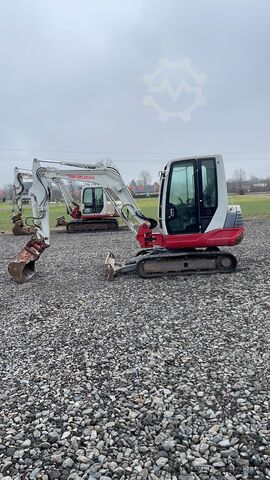Mini bageri
Takeuchi TB 235 Powertilt