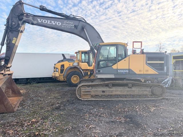 Lančani bager
VOLVO EC 300 EL mit GPS
