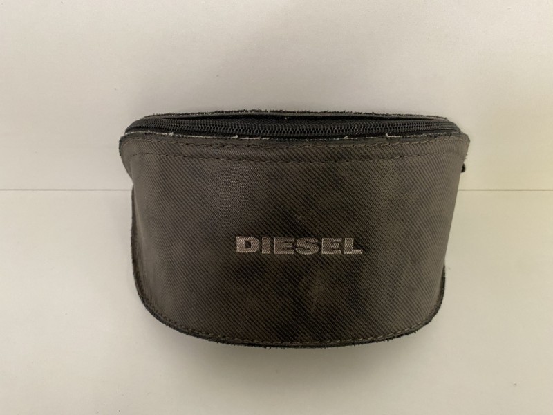 DIESEL Futrola za naocare