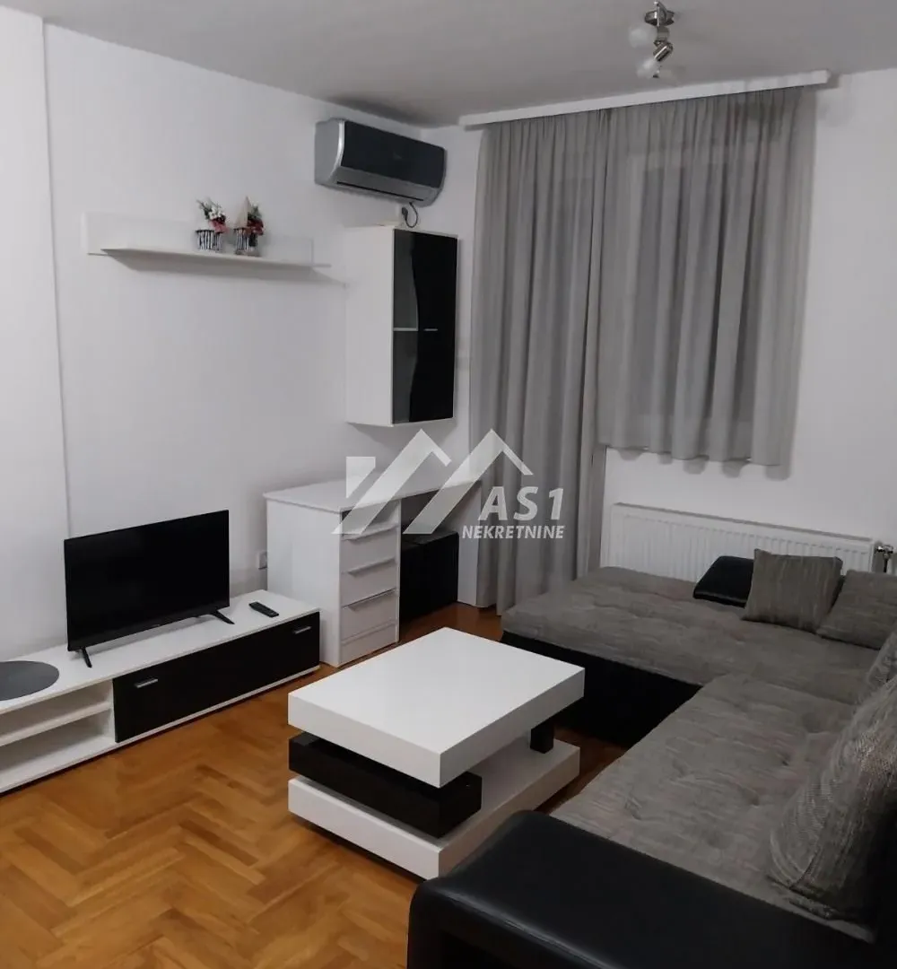 Izdavanje, dvosoban stan, 50m², Telep, Novi Sad Sve Podlokacije