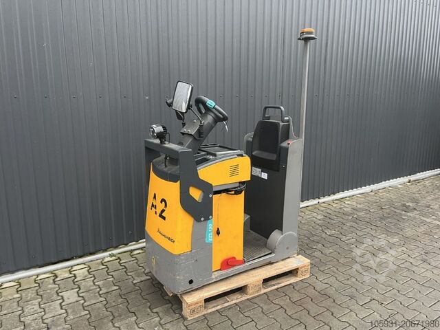 Traktor
Jungheinrich EZS130