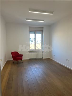 Kancelarija za izdavanje, Tašmajdan,135m²