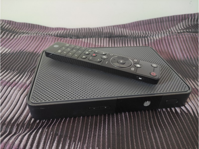 Smart TV Box ARRIS DCX960