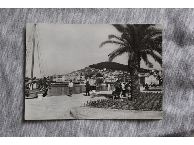 SPLIT