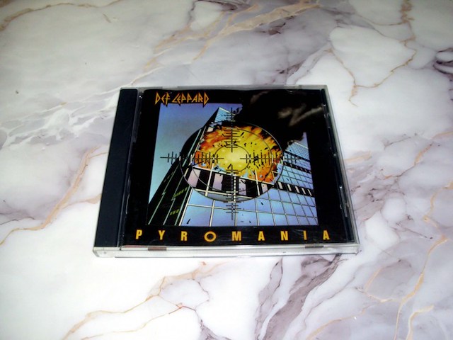 DEF LEPPARD – Pyromania