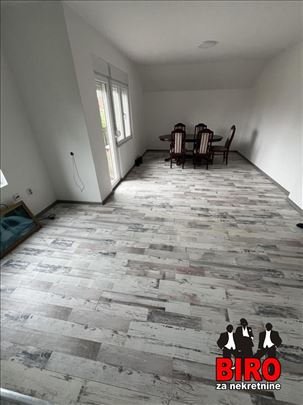 Kuća,Rumenka,Ulaz,kv: 256.00, ID: 3000585